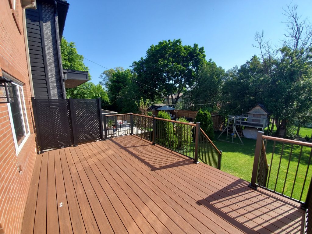 Azek PVC deck with drink railings - Decksforlife