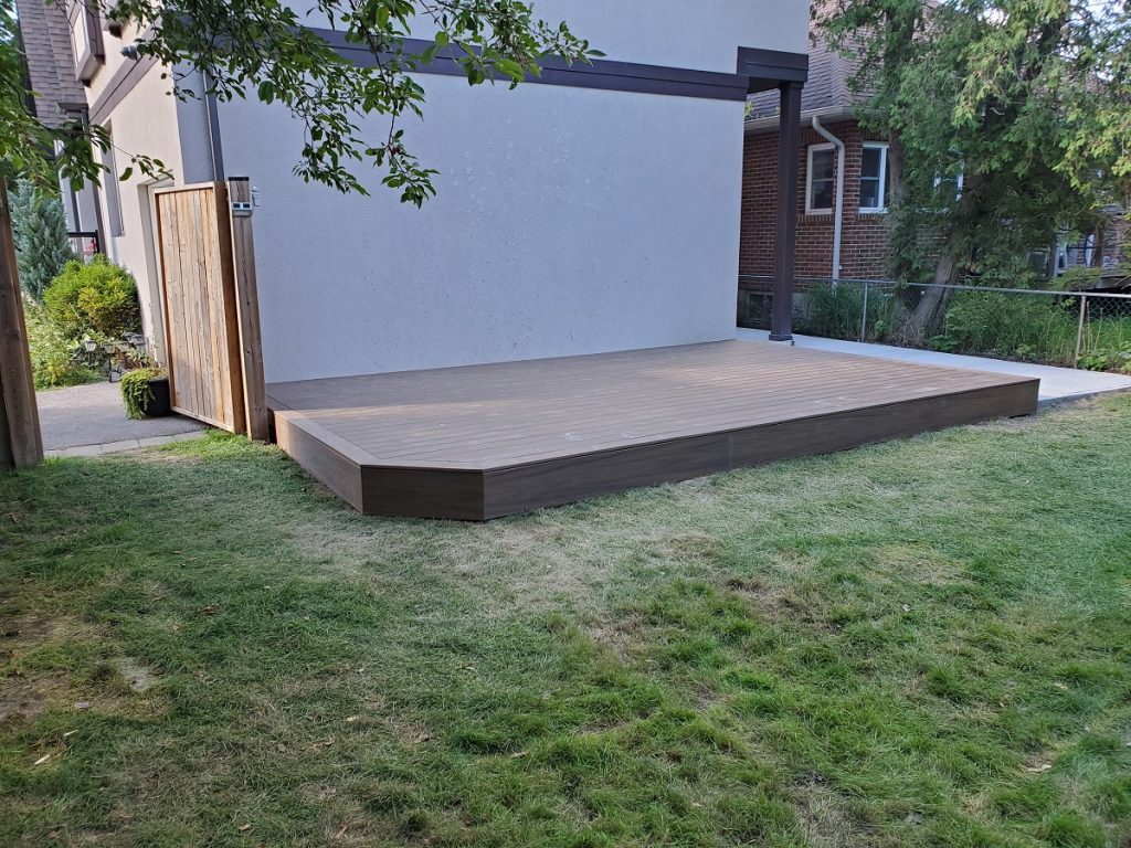 Trex Enchance Naturals Floating Deck - Decksforlife